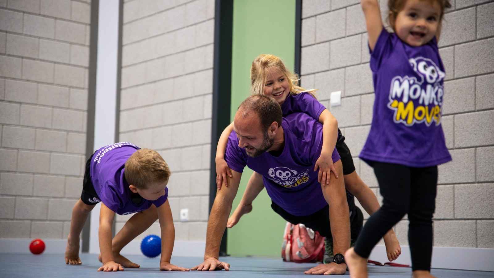 Leer(t) kinderen een leven lang gezond bewegen | Monkey Moves